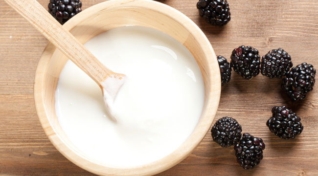 Choose the Healthiest Yogurt | Muscle & Fitness