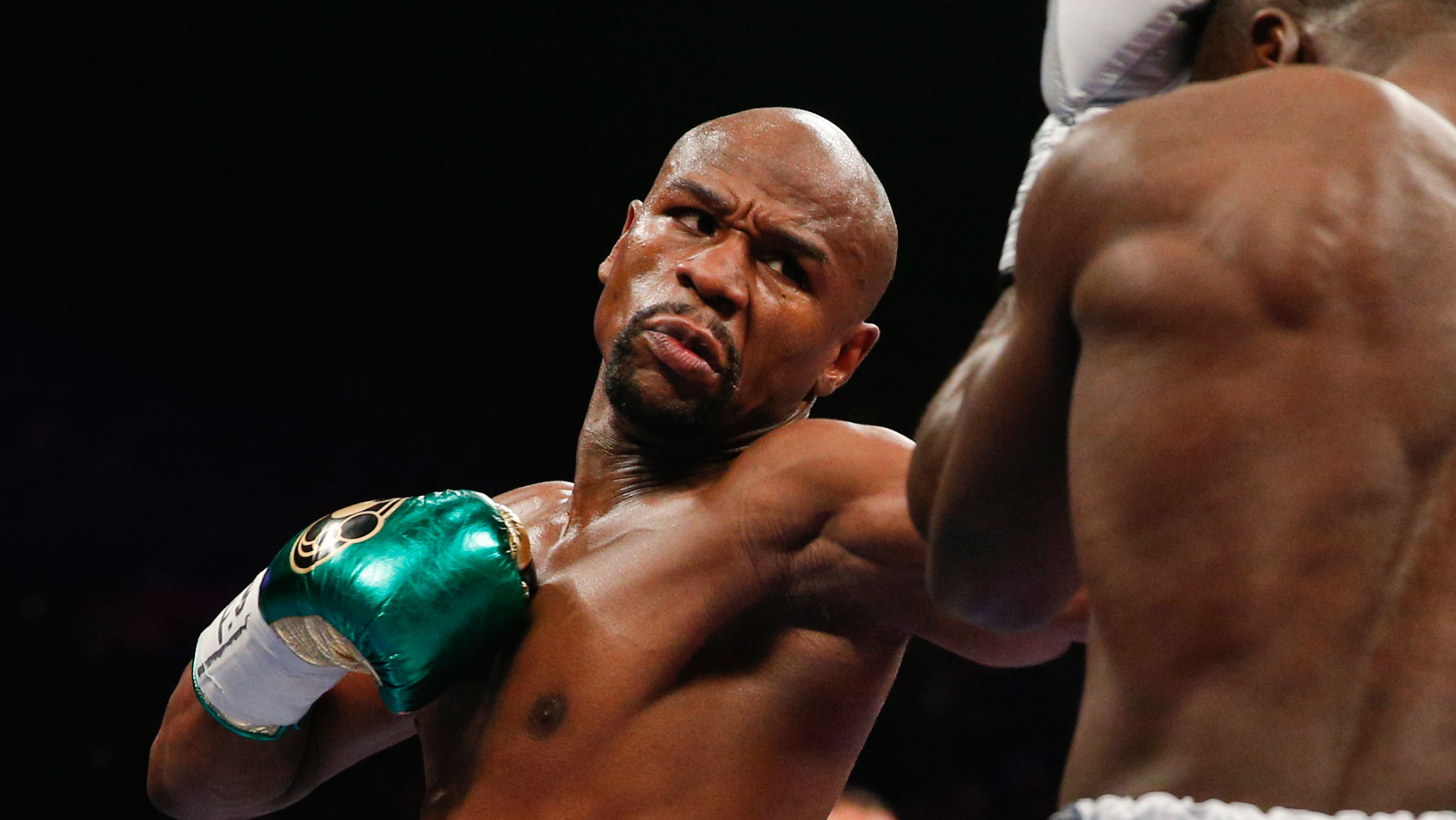Floyd Mayweather Wants to Help Ronda Rousey Become a Better Boxer ...