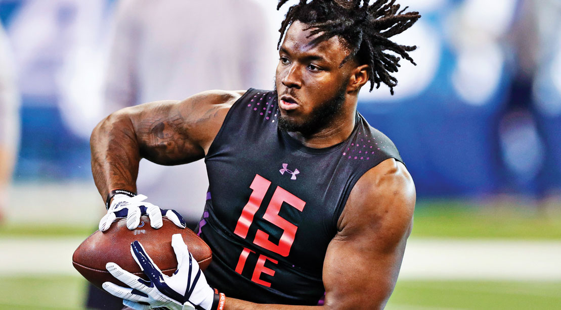 Train Like Carolina Panther Ian Thomas | Muscle & Fitness