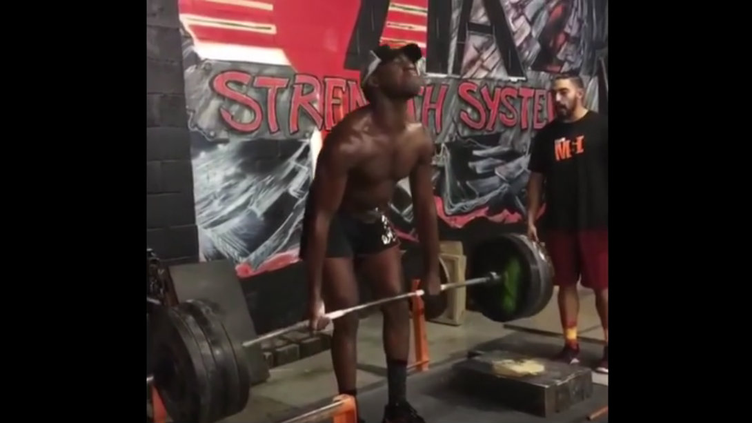Jon 'Bones' Jones Deadlifts 525 Pounds | Muscle & Fitness