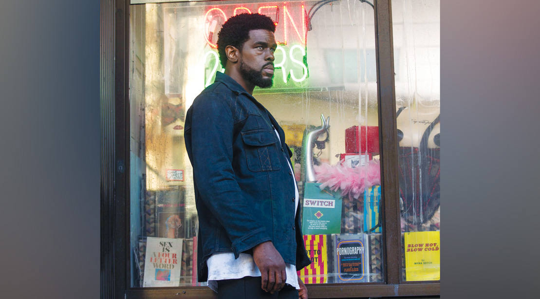 'Luke Cage' Star Mustafa Shakir's Must-Have Fitness Gear | Muscle & Fitness