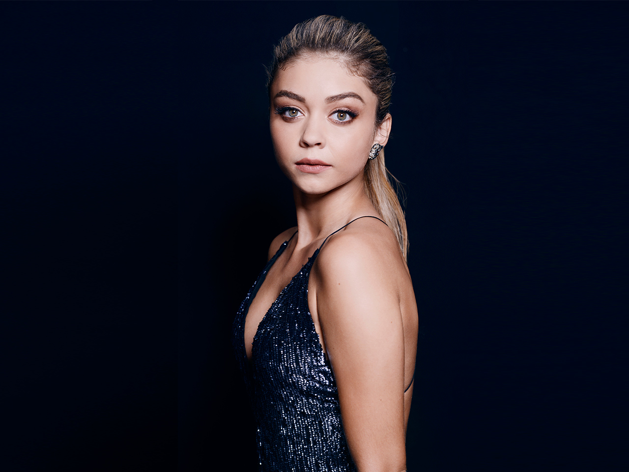 The 13 most breathtaking photos of Sarah Hyland | Muscle & Fitness