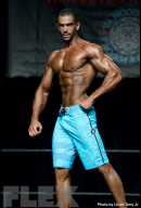 2016 IFBB Vancouver Pro | Muscle & Fitness