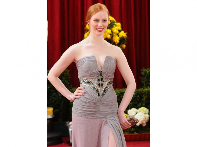 15 breathtaking photos of Deborah Ann Woll | Muscle & Fitness