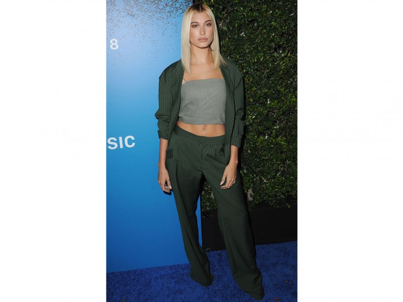 15 sultry photos of Hailey Baldwin | Muscle & Fitness
