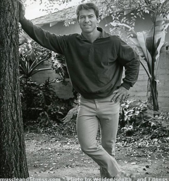 Larry Scott | Muscle & Fitness