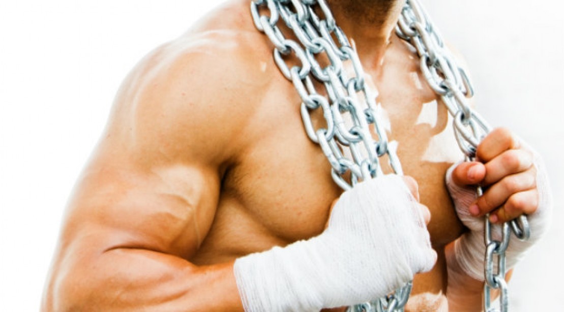 Muscle Building Tips: Chain Up for Chest Mass | Muscle & Fitness