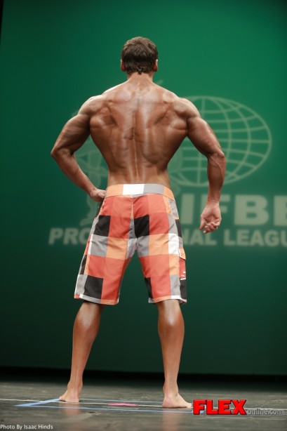 Ian Lauer | Muscle & Fitness