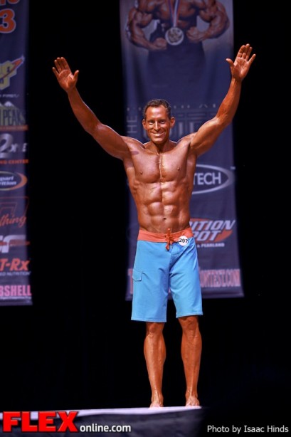 Michael Postar - Men's Physique Class D - Phil Heath Classic 2013 ...