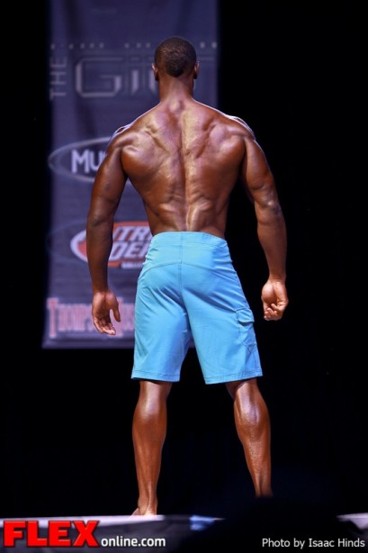 David Hicks - Men's Physique Class D - Phil Heath Classic 2013 | Muscle ...