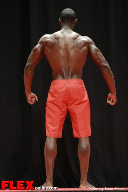 Ty Johnson | Muscle & Fitness