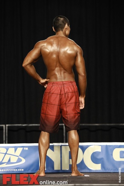 Corey Leigh - Mens Physique - 2012 Junior National | Muscle & Fitness