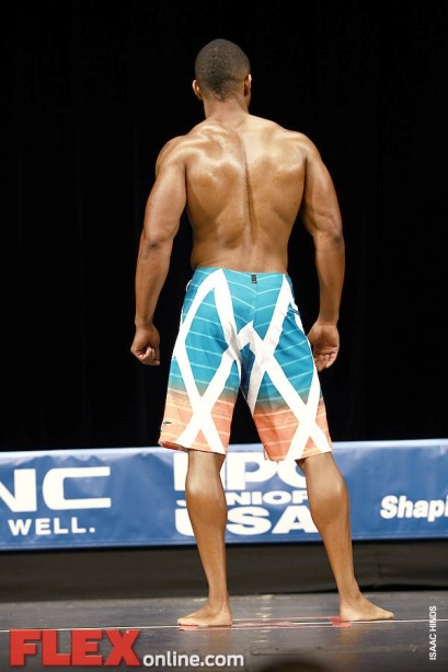 Shadrack Hendricks - Mens Physique - 2012 Junior USA | Muscle & Fitness
