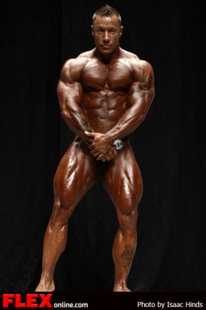 robert youells | Muscle & Fitness