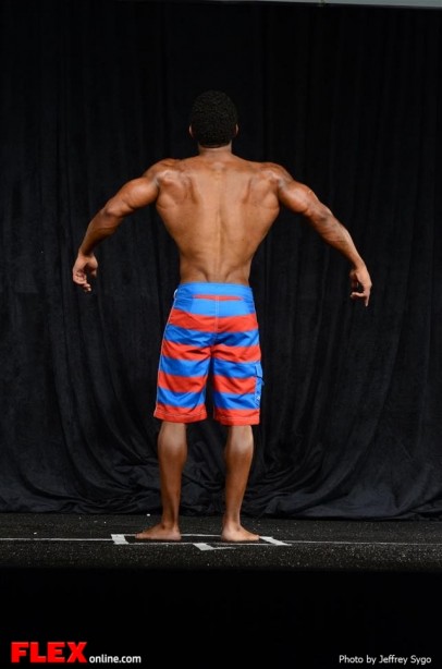 Juan Araujo - Men's Physique B - 2013 North Americans | Muscle & Fitness