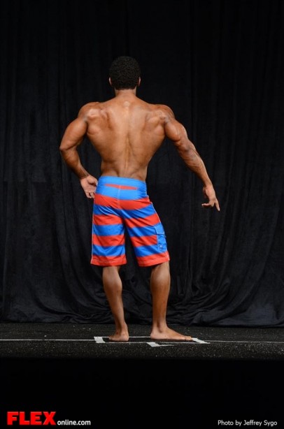 Juan Araujo - Men's Physique B - 2013 North Americans | Muscle & Fitness