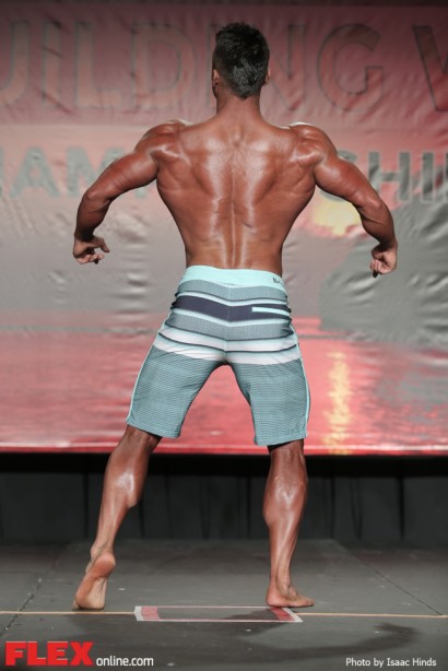 Igor Gajic - Men's Physique - 2014 IFBB Tampa Pro | Muscle & Fitness
