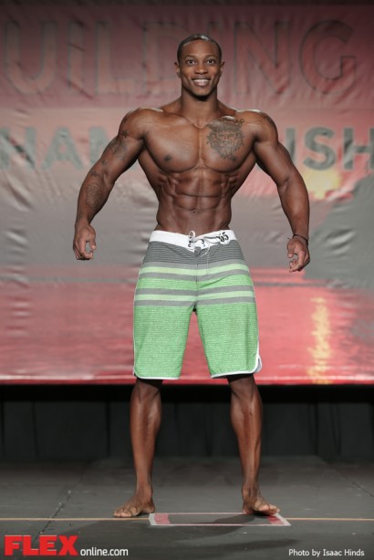 Brandon Hendrickson - Men's Physique - 2014 IFBB Tampa Pro | Muscle ...