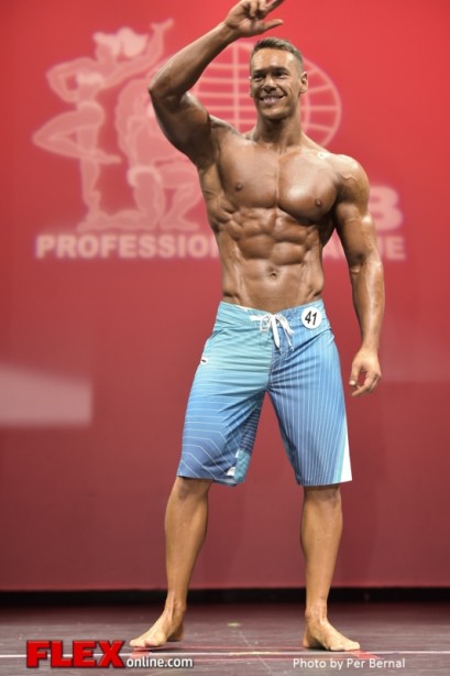 Anton Antipov - Mens Physique - 2014 New York Pro Championships ...
