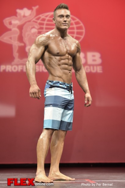 Douglas Peaney - Mens Physique - 2014 New York Pro Championships ...