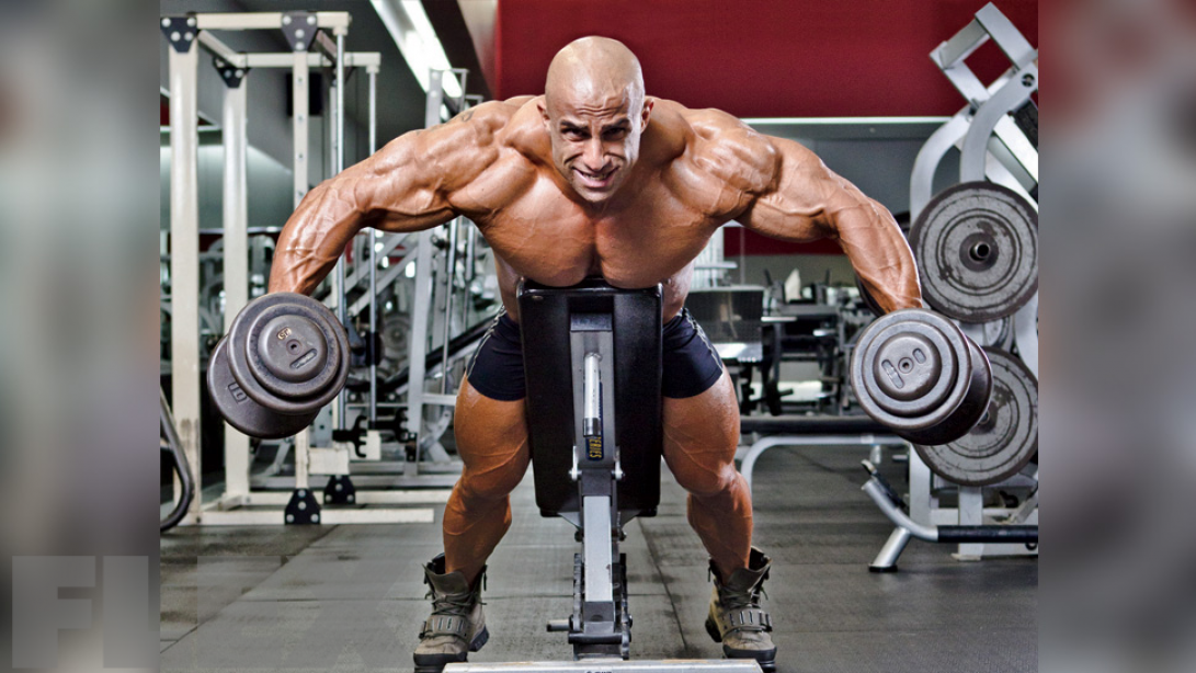 Which is Better: Fast or Slow Reps? | Muscle & Fitness