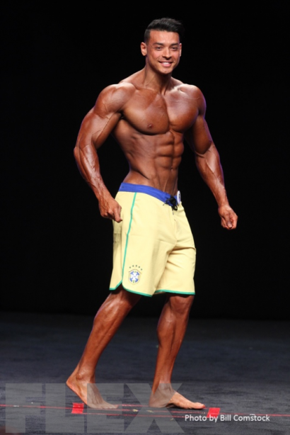 2014 Olympia - Felipe Franco - Mens Physique | Muscle & Fitness
