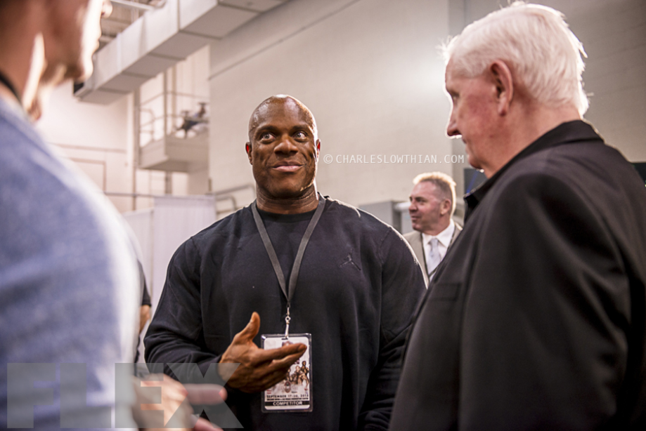 Through the Lens of Charles Lowthian: 2015 Olympia Part 1 | Muscle ...