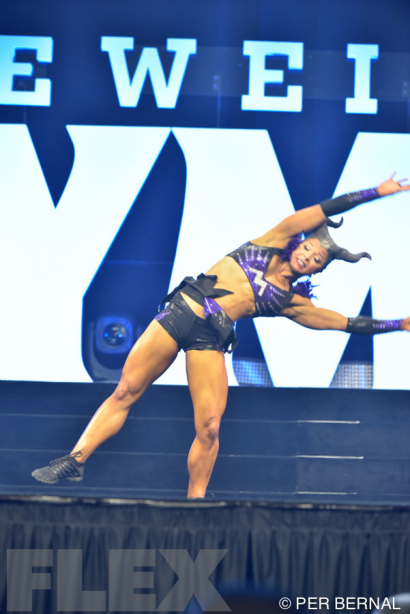 Michelle Blank - Fitness - 2015 Olympia | Muscle & Fitness