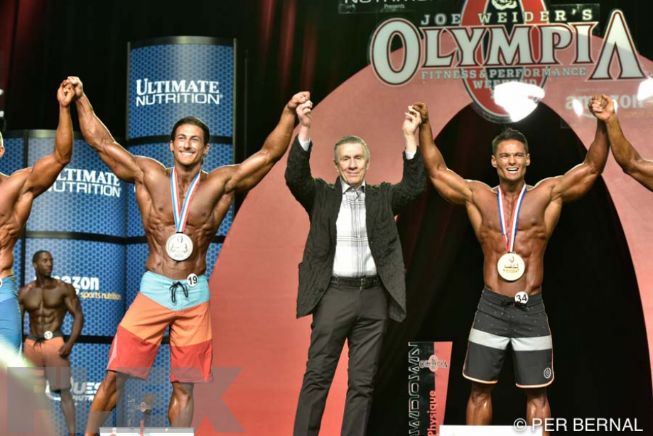 Men's Physique Awards - 2015 Olympia | Muscle & Fitness