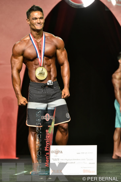 Men's Physique Awards - 2015 Olympia | Muscle & Fitness