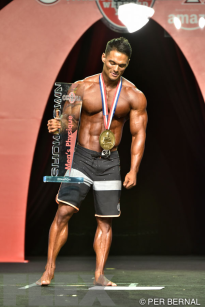 Men's Physique Awards - 2015 Olympia | Muscle & Fitness