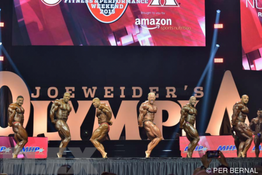 Open Bodybuilding Comparisons Part 1- 2015 Olympia | Muscle & Fitness