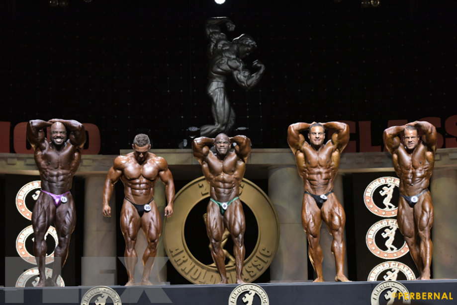 Open Bodybuilding Comparisons - 2016 Arnold Classic | Muscle & Fitness