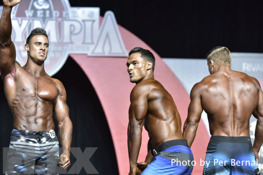 Men's Physique Awards - 2016 Olympia | Muscle & Fitness
