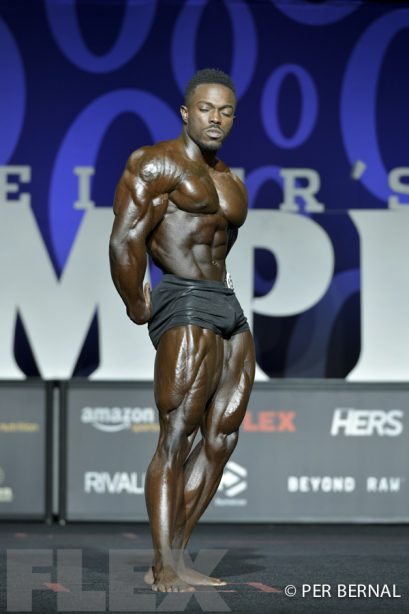 Terrence Ruffin - Classic Physique - 2017 Olympia | Muscle & Fitness