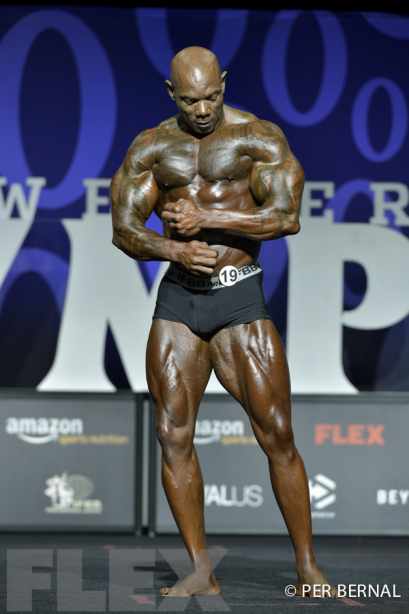 Flex Wheeler - Classic Physique - 2017 Olympia | Muscle & Fitness