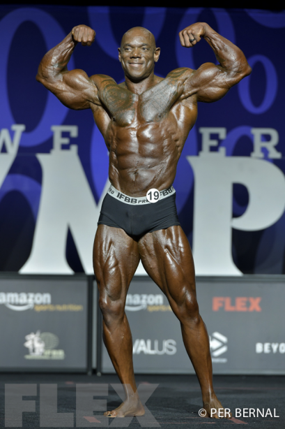 Flex Wheeler - Classic Physique - 2017 Olympia | Muscle & Fitness