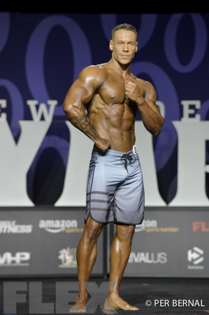 Anton Antipov - Men's Physique - 2017 Olympia | Muscle & Fitness