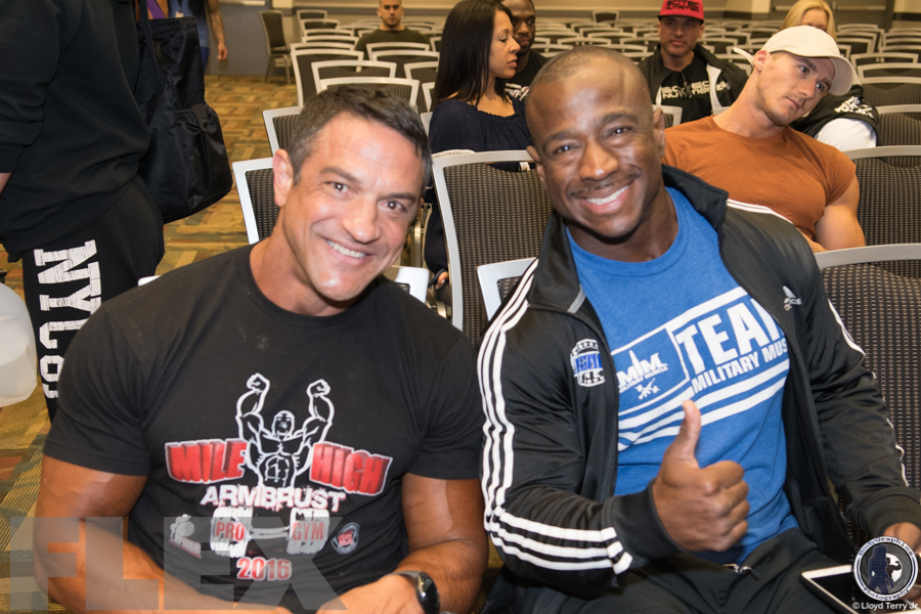 Athlete Check Ins - 2017 IFBB Vancouver Pro | Muscle & Fitness