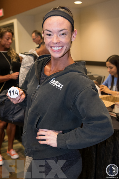 Athlete Check Ins - 2017 IFBB Vancouver Pro | Muscle & Fitness