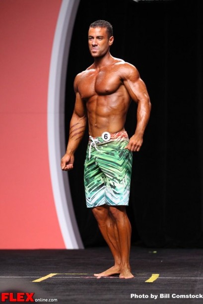 Alexandre Carneiro - Mens Physique Olympia - 2013 Mr. Olympia | Muscle ...