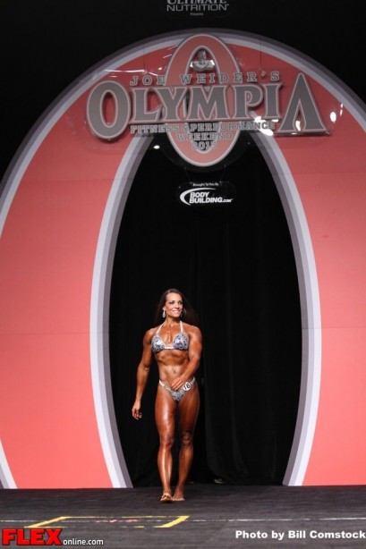 Toni West - Women's Physique Olympia - 2013 Mr. Olympia | Muscle & Fitness