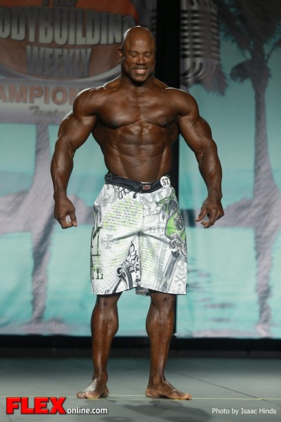 Nathan Wonsley - 2013 Tampa Pro - Physique | Muscle & Fitness