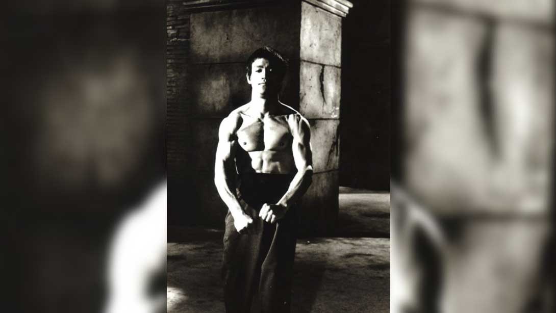 Bruce Lee's Life in Photos | Muscle & Fitness