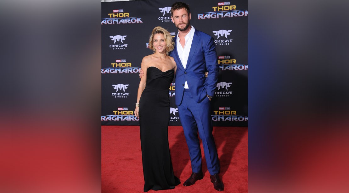 The Stars of 'Thor: Ragnarok' Hit the Red Carpet for Premiere | Muscle ...