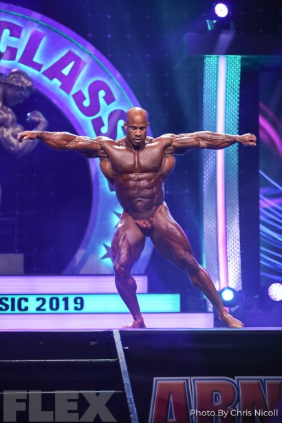 Victor Martinez - Bodybuilding - 2019 Arnold Classic | Muscle & Fitness