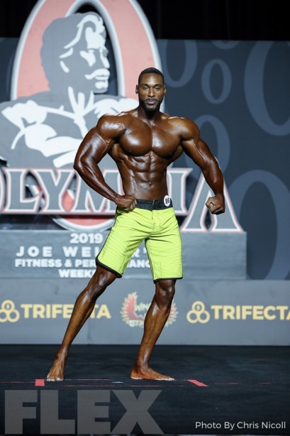 Corey Morris - Men's Physique - 2019 Olympia | Muscle & Fitness