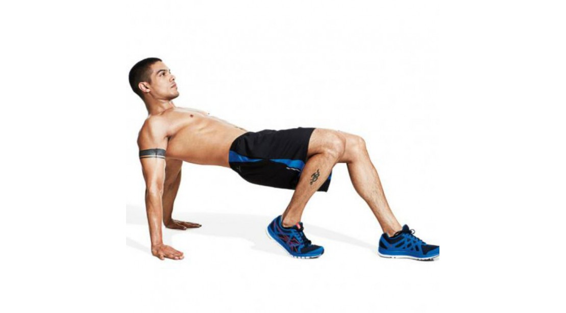 The 10 Best Bodyweight Exercises to Build Your Triceps | Muscle & Fitness