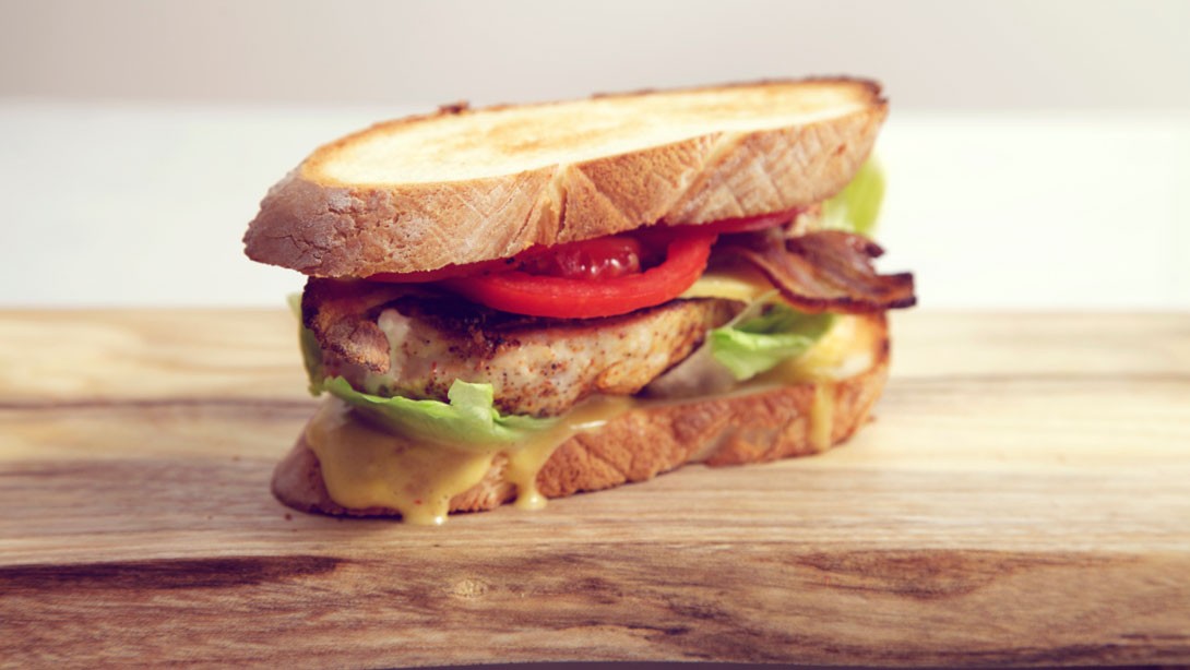11 That Signs You’re Eating Too Many Carbs | Muscle & Fitness