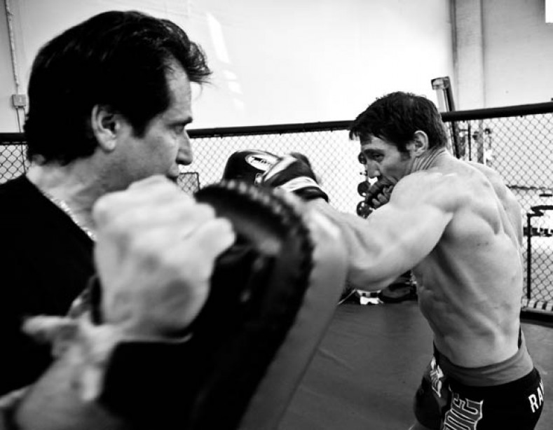 Tim Kennedy Photo Gallery | Muscle & Fitness